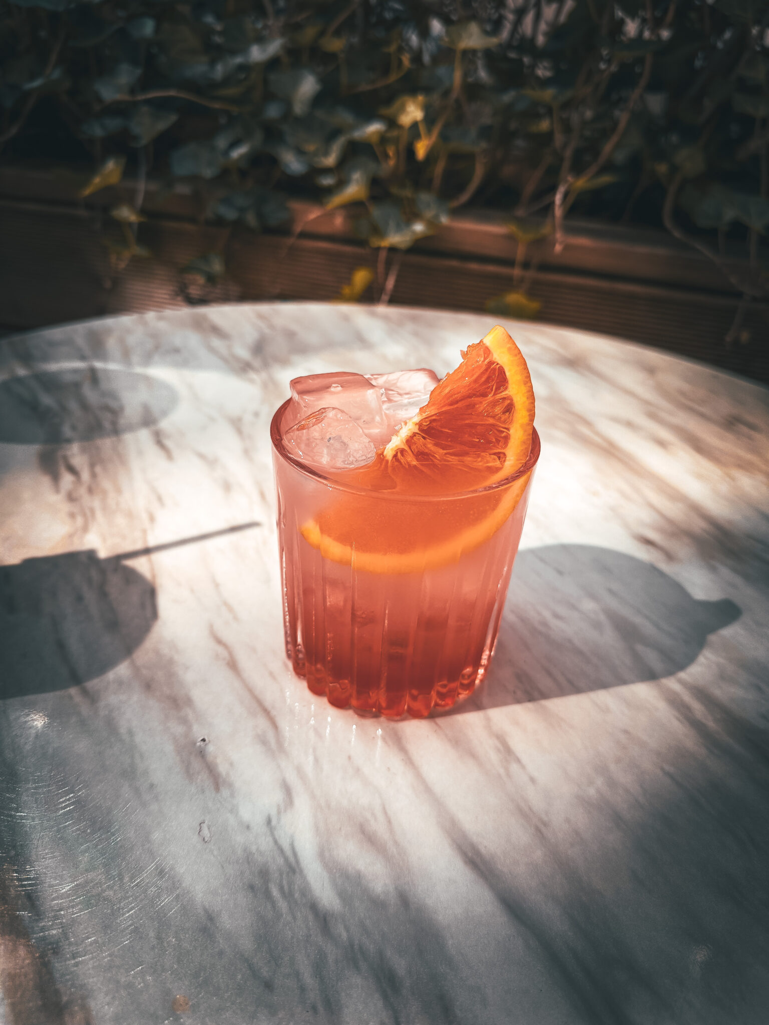 June – Cocktailbar